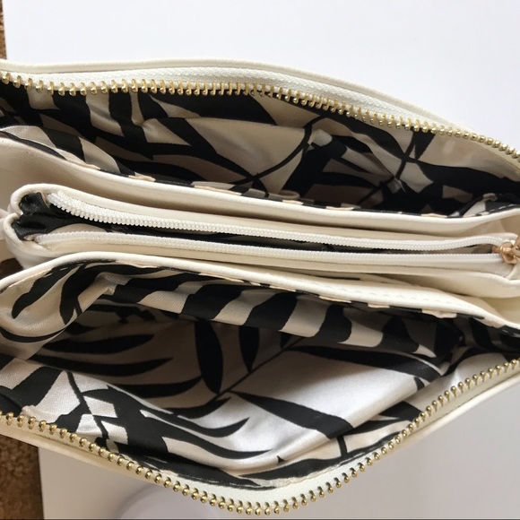 coco carmen | Bags | Nwt Coco Carmen Crossbody Or Clutch Purse Bag ...